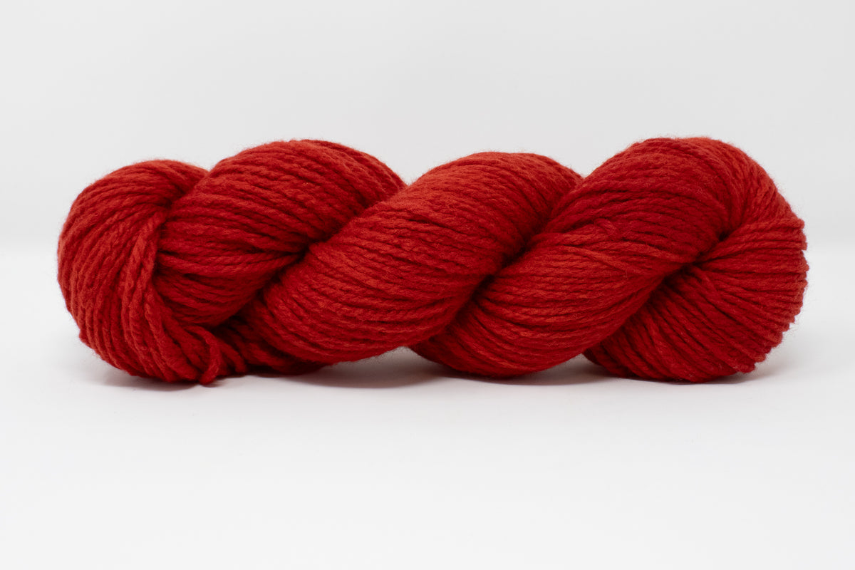 Scarlet- Latta Bulky – Queen City Yarn